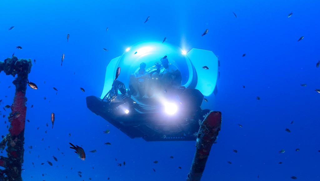 Exploring the Deep Blue with submersibles - Yacht and Cruise vessel ...