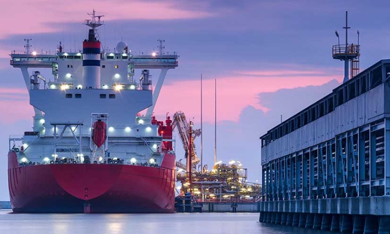 On-demand: Optimizing ship operations through maritime management systems